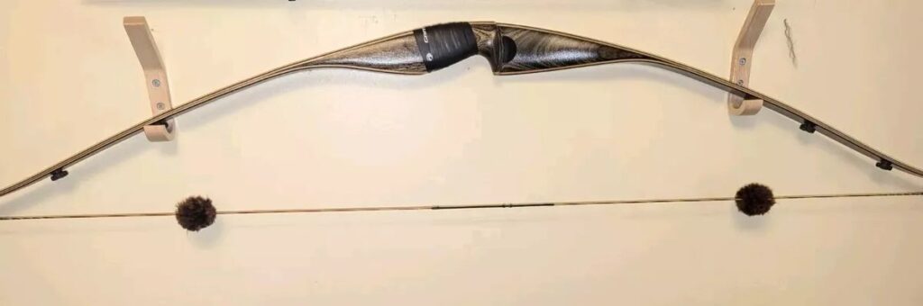 Omega Royal Huntsman Longbow - Archery Bows and Arrows